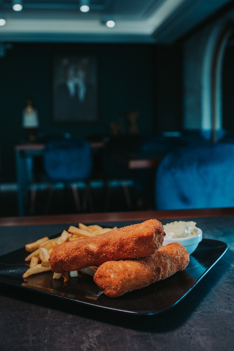 Bison's Steakhouse Harehills: Leeds' Steakhouse Haven - Home